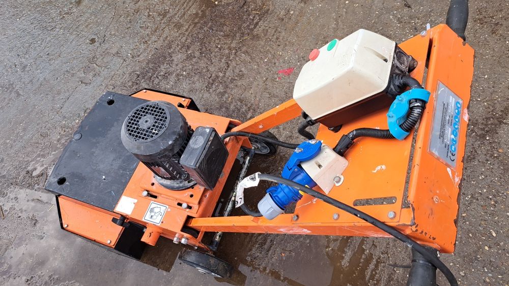 Freza de beton/Slefuitor pentru beton - foarte putin folosit Craiova ...