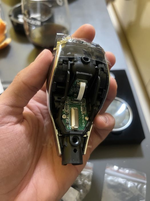 Schimbator, rotita, buton start/stop swarowski noi! Rosu • OLX.ro