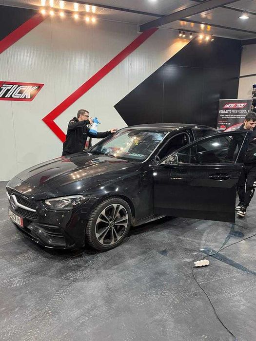 Folie auto LLUMAR Chitila Chitila • OLX.ro