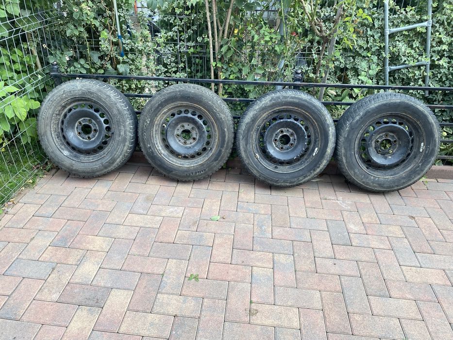 Jante si anvelope 195 65 r15 Hemeius • OLX.ro