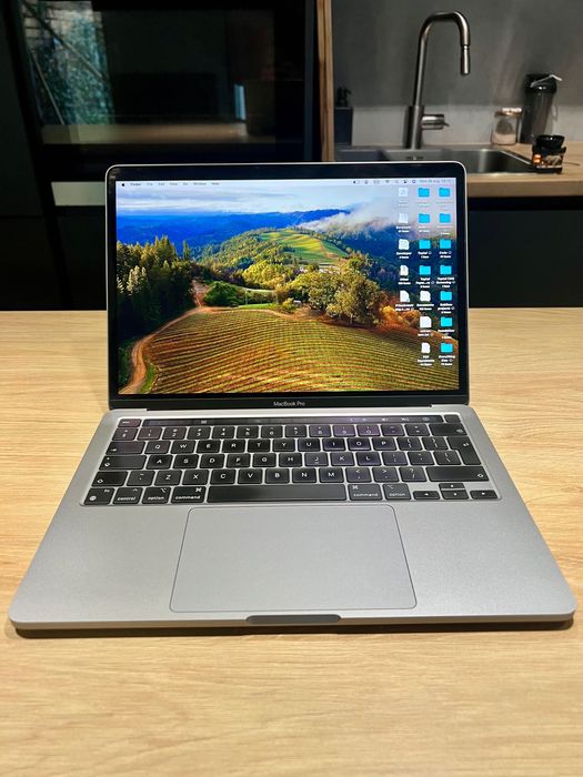 MacBook Pro 13-inch, M1, 2020 8GB RAM 256GB SSD Cluj-Napoca • OLX.ro