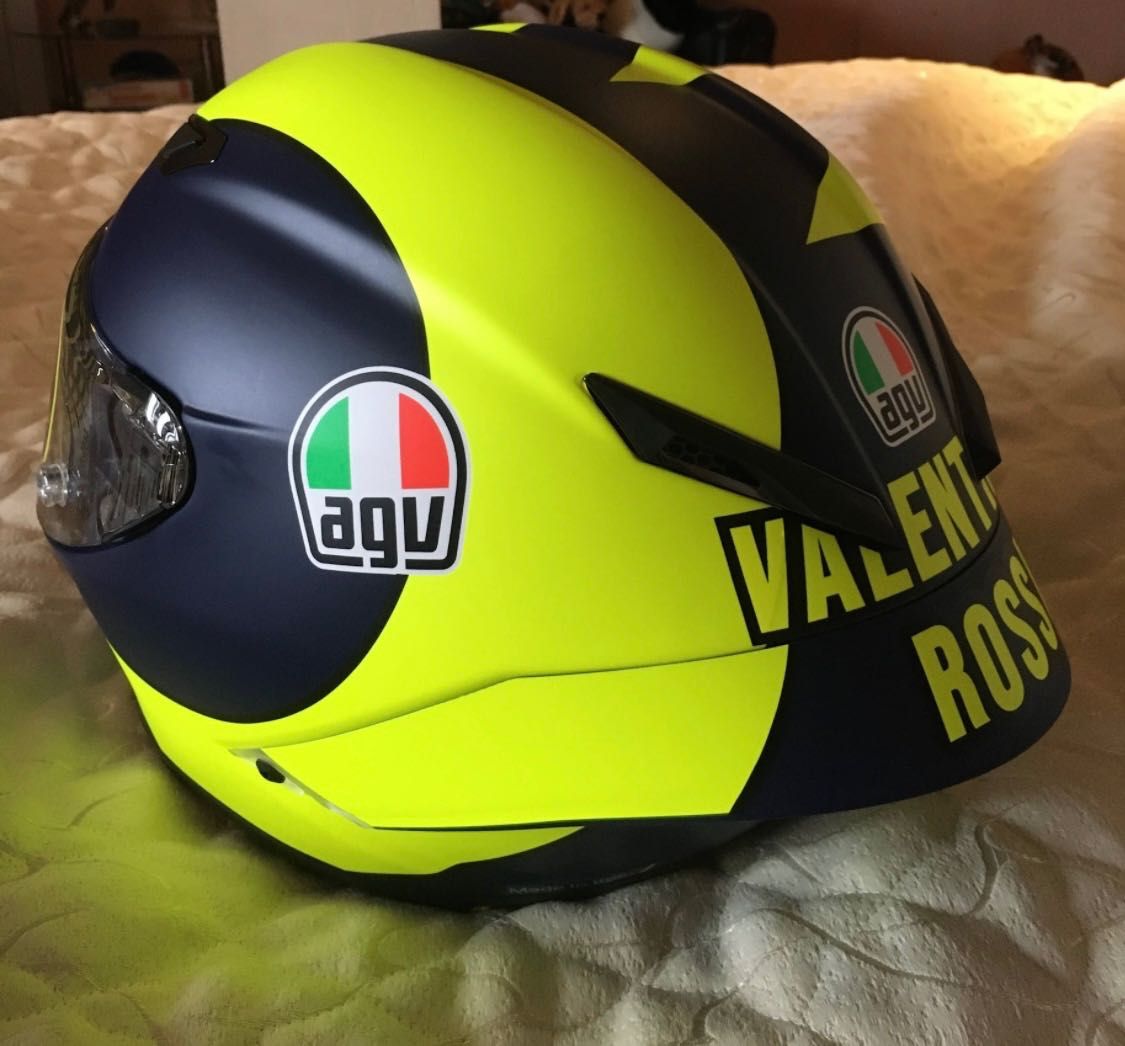 Каска AGV PISTA GP-R Soleluna Valentino Rossi гр. София Банишора • OLX.bg
