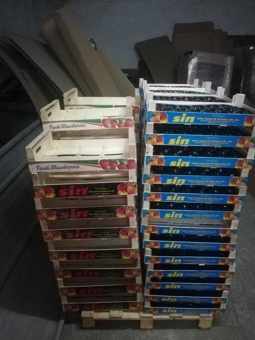 Vand ladite din lemn sau plastic pentru fructe Focsani • OLX.ro