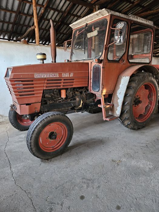 Tractor U 650 M 2002 Pitesti • OLX.ro