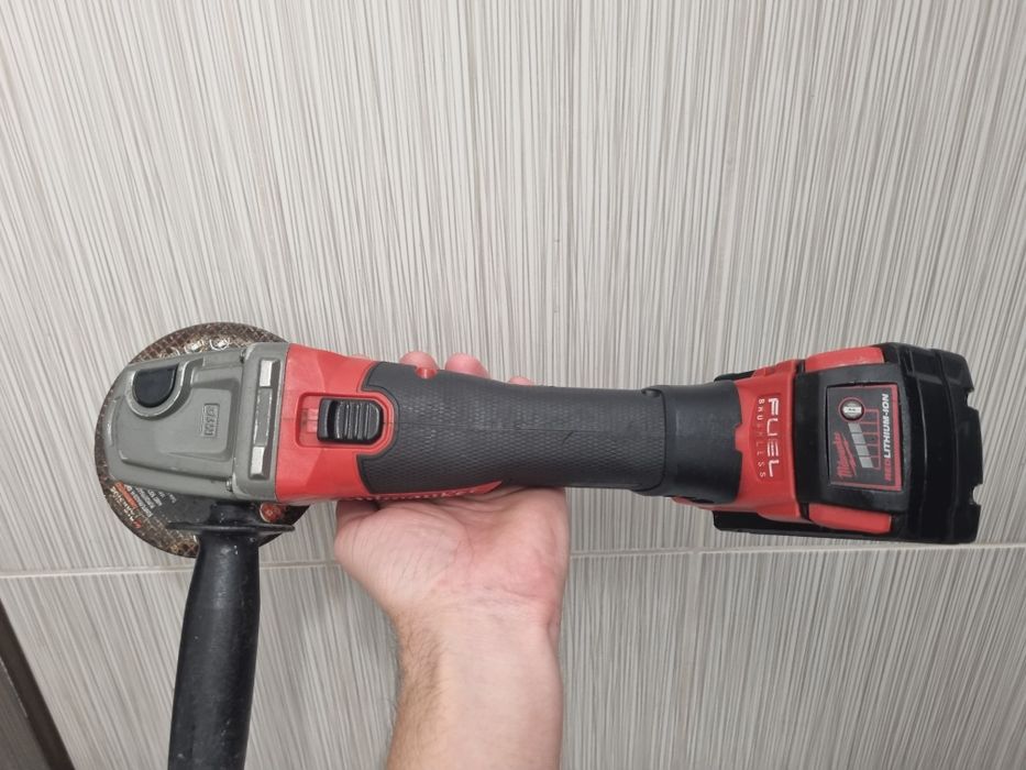 Flex milwaukee fsag125x cu baterie de 5 amperi Bucovat • OLX.ro