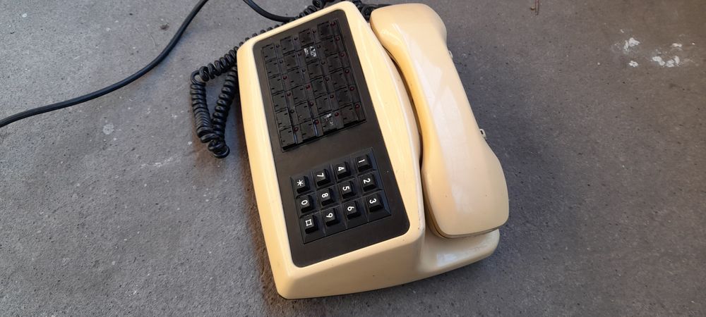 Telefon fix cu butoane Targu-Mures • OLX.ro