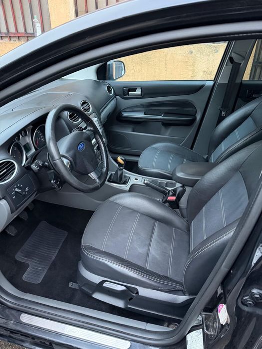 Ford Focus • 1.8 MK2 • Benzina • 125CP • Jante 18 inch • Trapa • Semi ...
