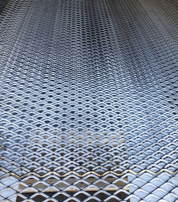 Tabla expandata otel 43x20mm inox aluminiu otel zincat tabla perforata Bucuresti Sectorul 1 • OLX.ro