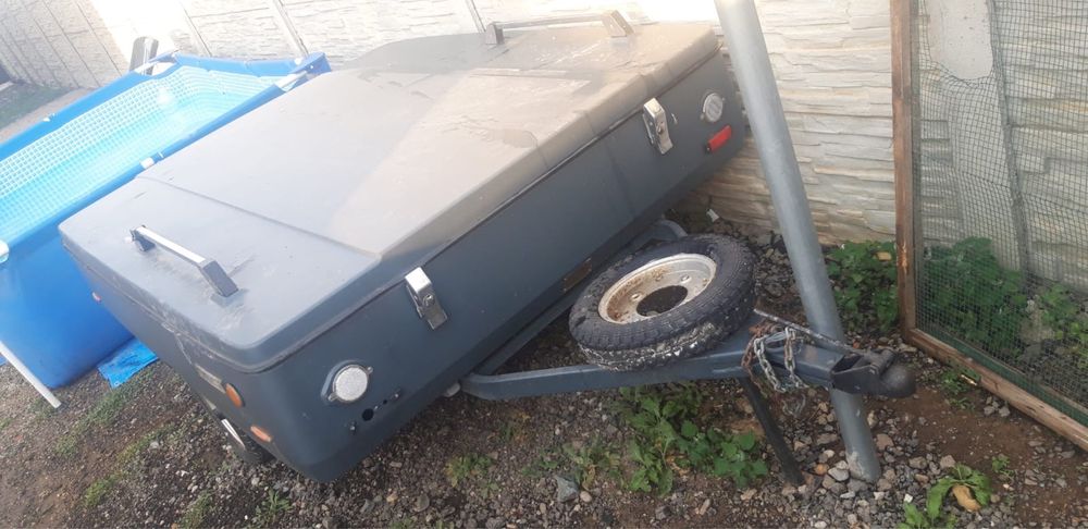 Rulota cort kamping stare foarte buna accept variante Bragadiru • OLX.ro