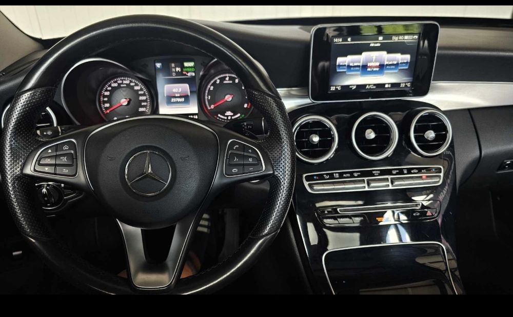 Mercedes-Benz C-Klass 2.0 Plug-In Hybrid Brasov • OLX.ro