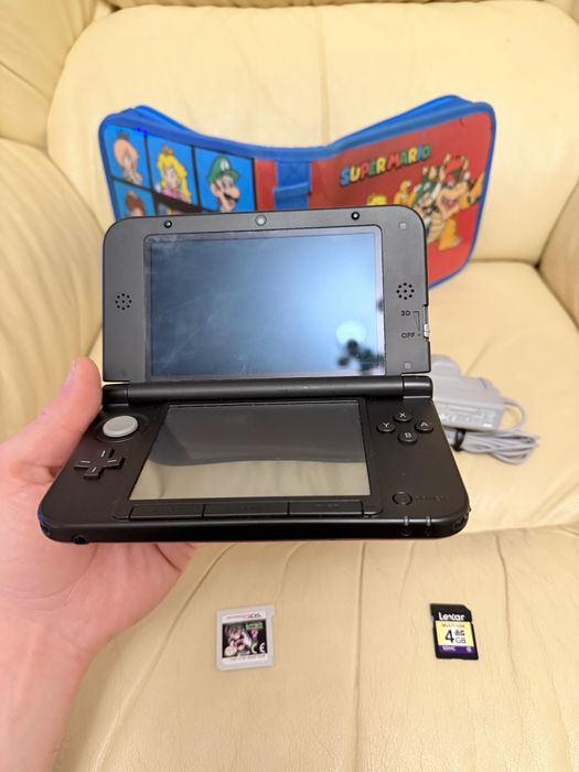 Nintendo 3DS XL Red + оригинален Super Mario калъф + Luigi’s Mansion 2 ...