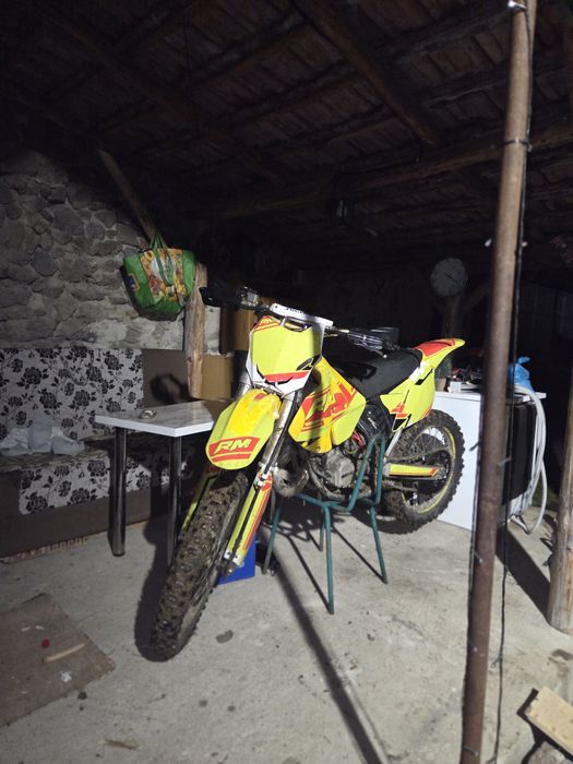 Suzuki rm 125 1999 Racos • OLX.ro