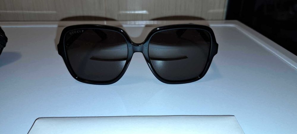 Ocatia ! Ochelarii soare pt Dama Gucci Italy produs nou cu eticheta ...