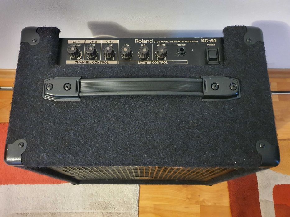 Boxa amplificator pentru orga clape Roland KC-60 3 canale Pitesti • OLX.ro