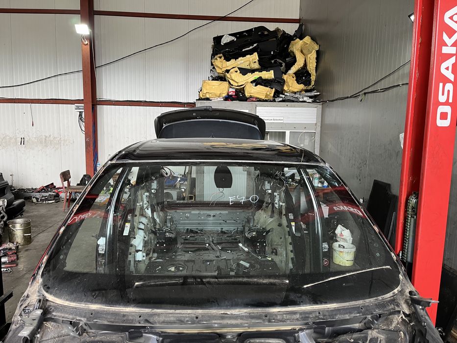 Предно стъкло бмв х5 е70 ( predno styklo bmw x5 e70 ) гр. Самоков • OLX.bg