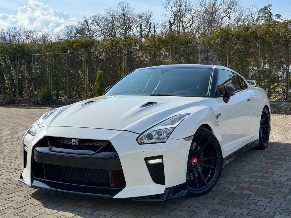Nissan GTR R35 3.8 V6 Black Edition 1300 CP + (PRET 124.999 €) !!! Sibiu • OLX.ro