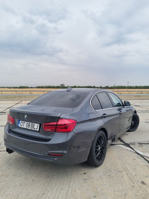BMW Seria 3 F30 320i 2017 Caracal • OLX.ro