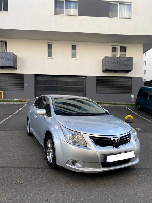 Vand Toyota Avensis 2011, 1.6, benzina Cluj-Napoca • OLX.ro
