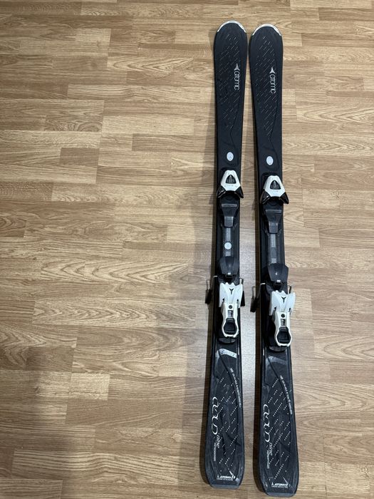 Vand schiuri Atomic Cloud 9 Piste Rocker 149 cm Bucuresti Sectorul 2 • OLX.ro