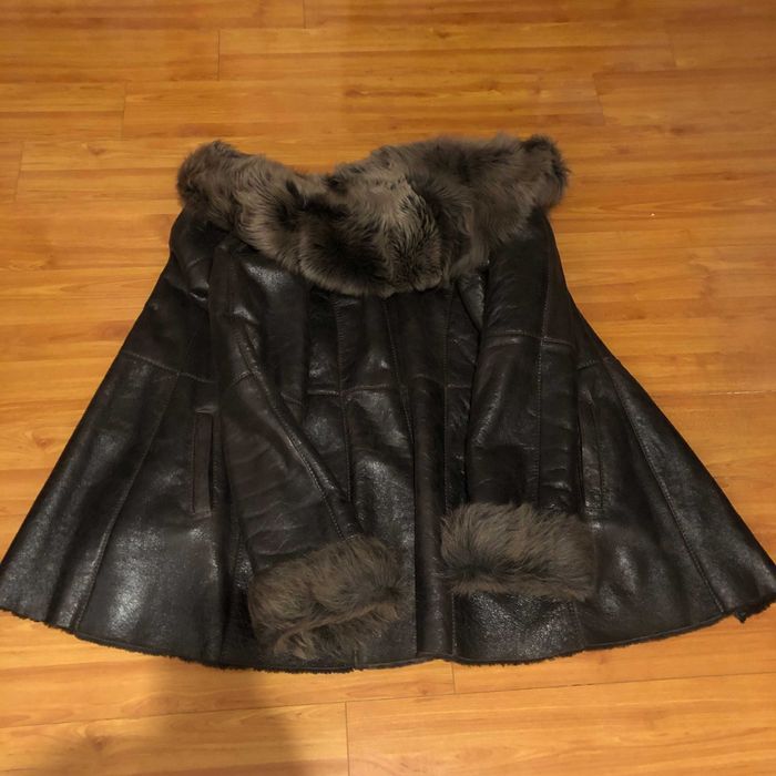 Cojoc piele cu blana naturala si gluga ,mas 46, Romanesc Zimnicea • OLX.ro