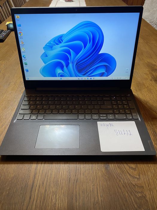 Lenovo V15 ADA 82c7 гр. Казанлък • OLX.bg