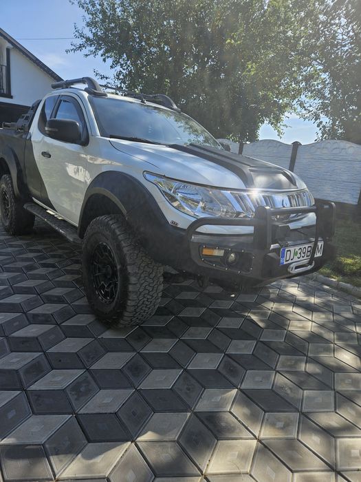 Vând Mitsubishi l200 unic în România Adjudu Vechi • OLX.ro
