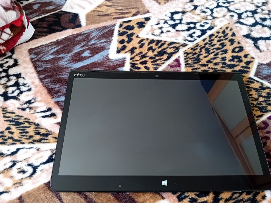 Tableta fujistus windows 10 Sebes • OLX.ro