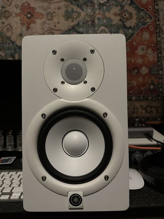 Студийный монитор Yamaha hs 5 - Студийное оборудование Астана на Olx