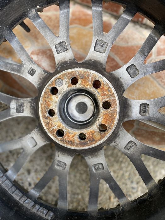 Jante r17 in doua prinderi 4x100/4x108 Fetesti • OLX.ro