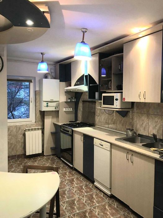 Dau in chirie apartament 4 camere, Cluj-Napoca, Zorilor, Dima Cluj ...