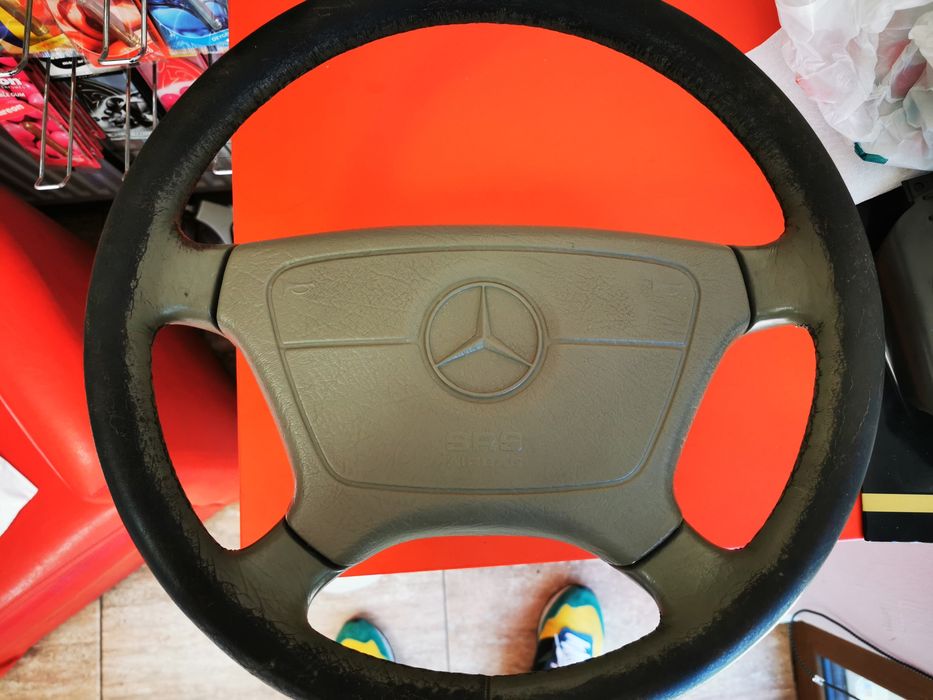 Volan Mercedes...w210,w124,w126,r129,w140 Cap Aurora • OLX.ro