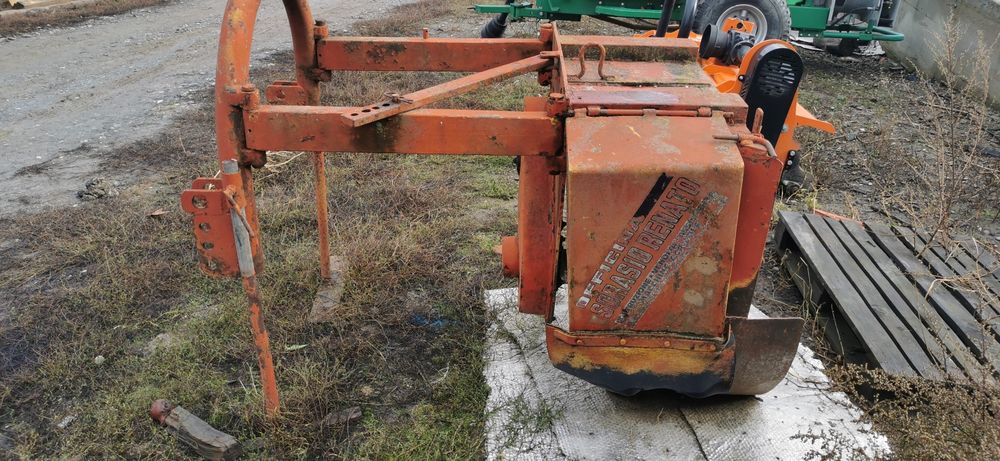 Freza de facut santuri! Rigole Sic • OLX.ro