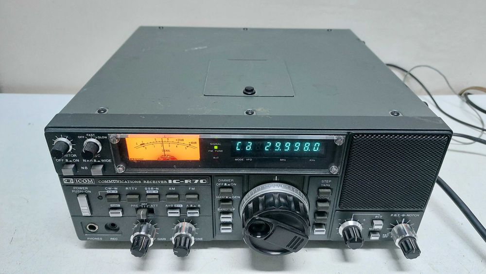 ICOM IC R70 Statie emisie receptie radioamatori vintage arta muzica ...