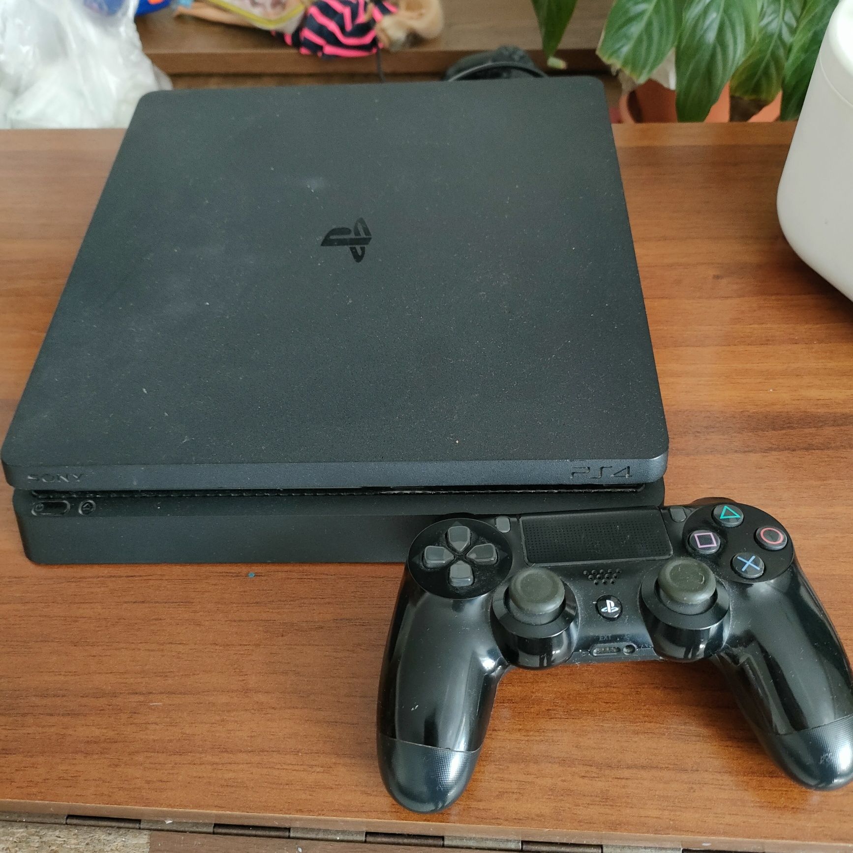 Продам sony playstation 4 в отличном состоянии: 80 000 тг. - Приставки ...