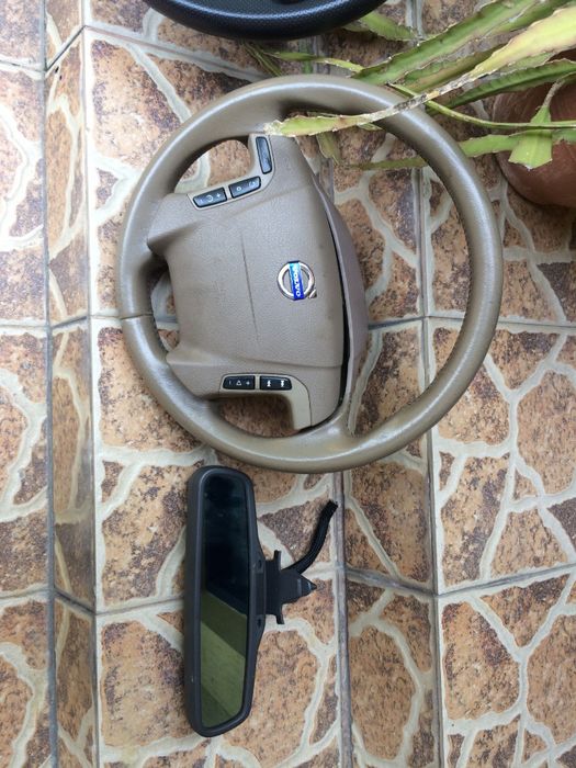 Volvo 80s bara/ fata /aripi/ far/volan/ Bucuresti Sectorul 1 • OLX.ro