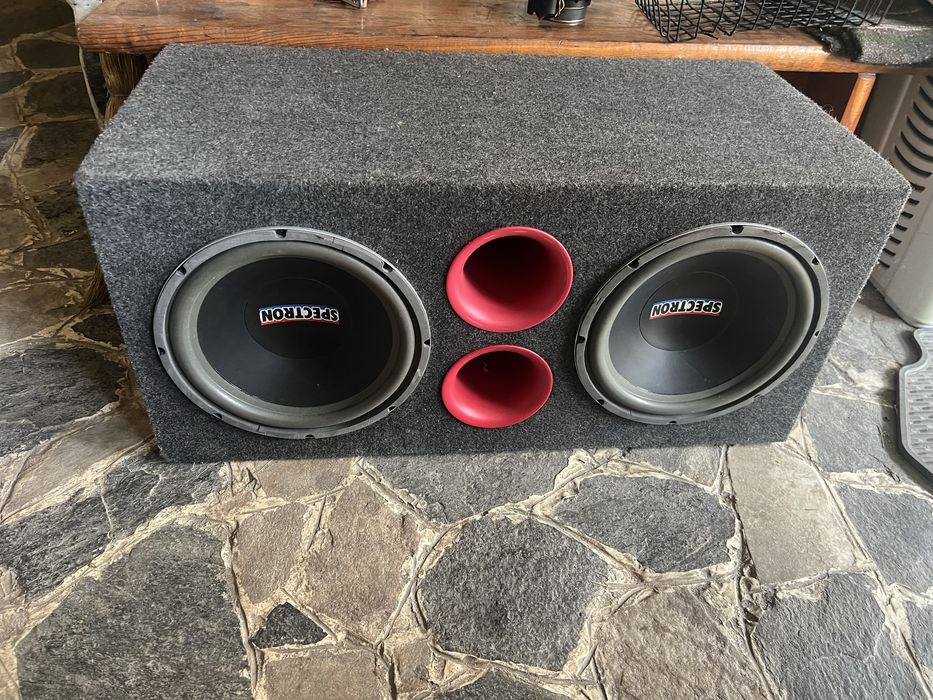 Бас каса 2х12 с. Калековец • OLX.bg