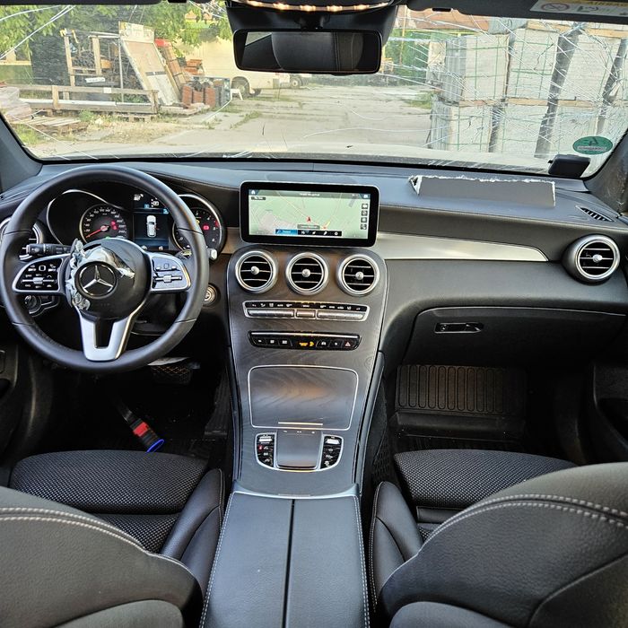Mercedes GLC 300d 2020 / 245 cp / usor avariat lovit Bucuresti Sectorul ...