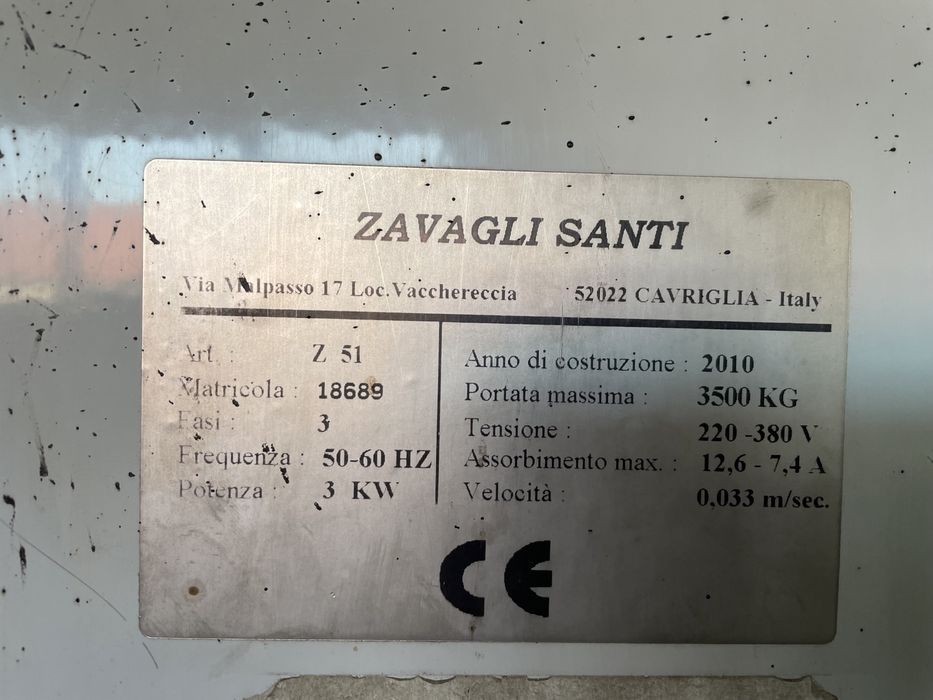 Elevator Auto 220-380v An 2010 Baia Mare • OLX.ro