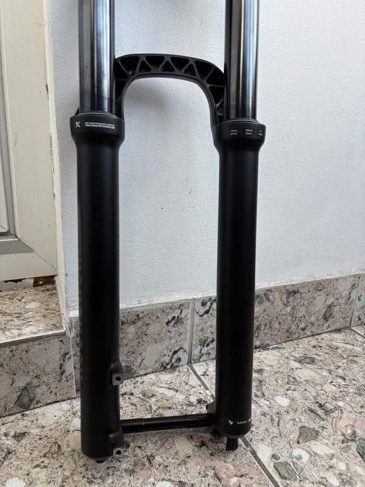 Furca Rock Shox 35 Silver R 29 150mm Cluj-Napoca • OLX.ro