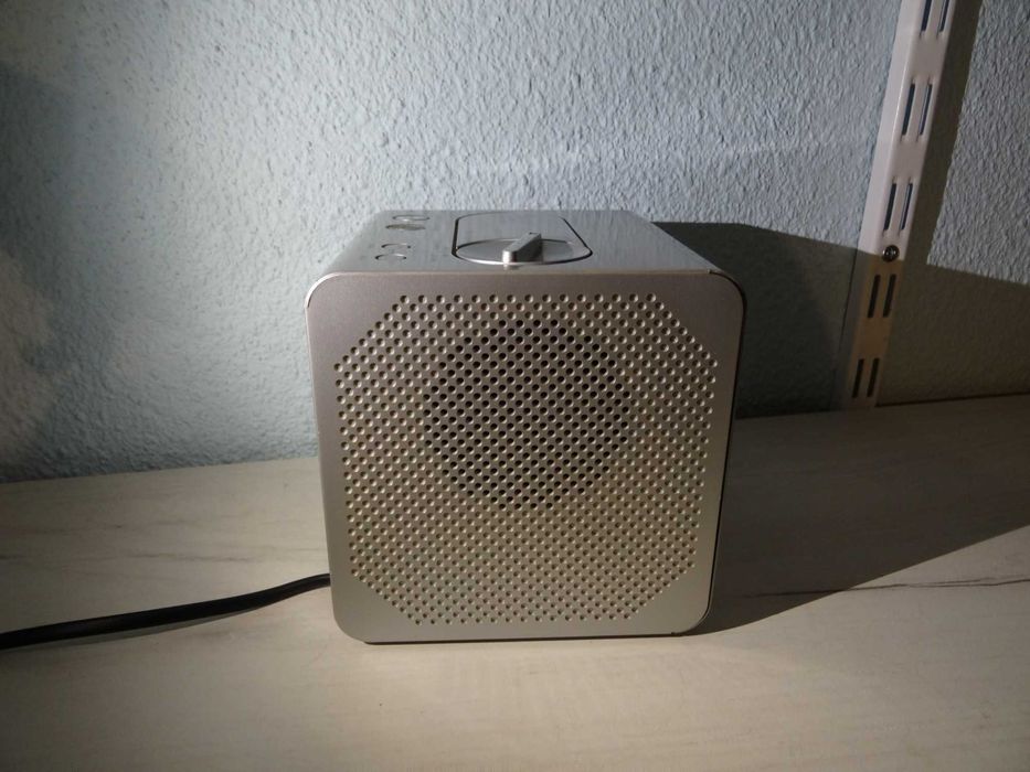 Radio cu ceas Sony Digicube ICF C11W (Japan 1979) Pitesti • OLX.ro