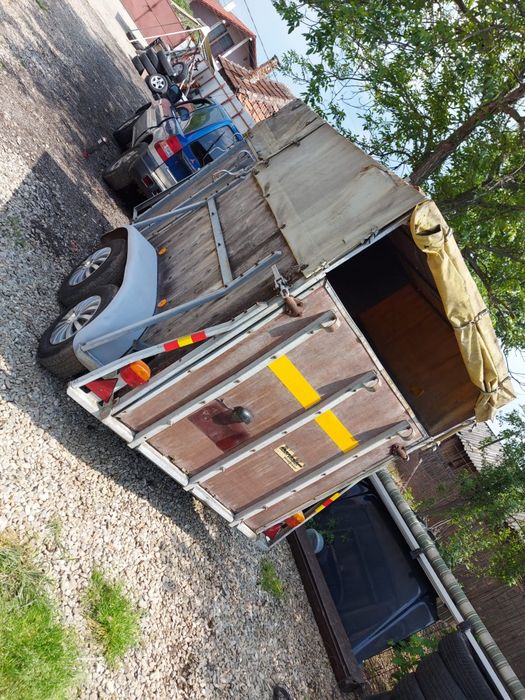 Remorca animale , cai adusa din Germania Halanga • OLX.ro