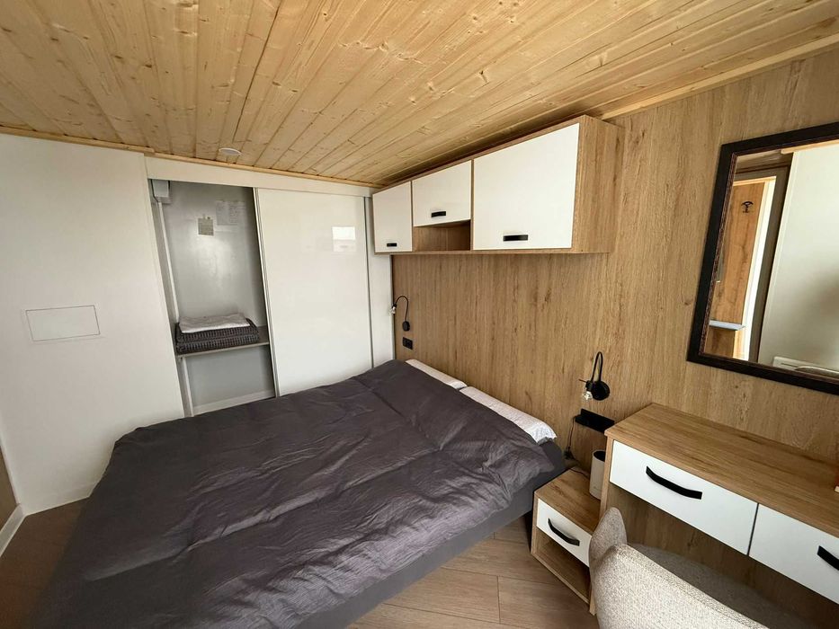 Casa mobila 4 anotimpuri complet mobilata, 2 dormitoare, 12x4 m Cluj ...