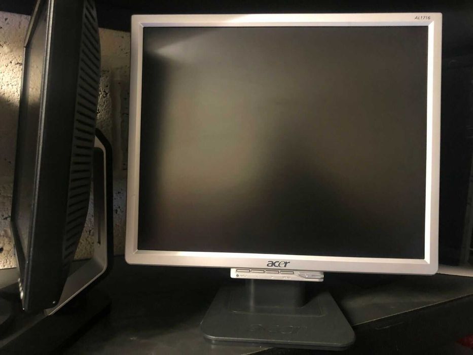 Calculator complet monitor cu boxe 2.1 5.1 Genius sau Philips Constanta ...