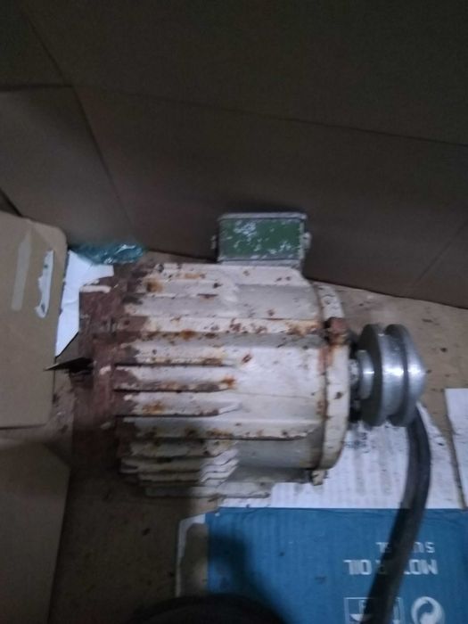 Продавам трифазен електромотор 1.1kW гр. Силистра Малчика • OLX.bg