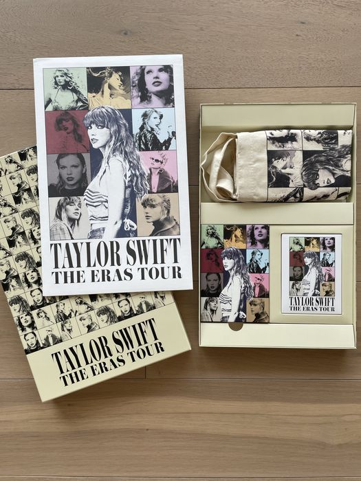 Kit VIP Taylor Swift Eras Tour Postere, Sacosa, Badge, Sticker, Cards ...