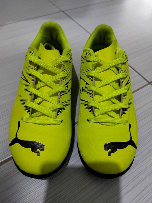 Детски футболни обувки(стоножки)puma гр. Благоевград Еленово 1 • OLX.bg