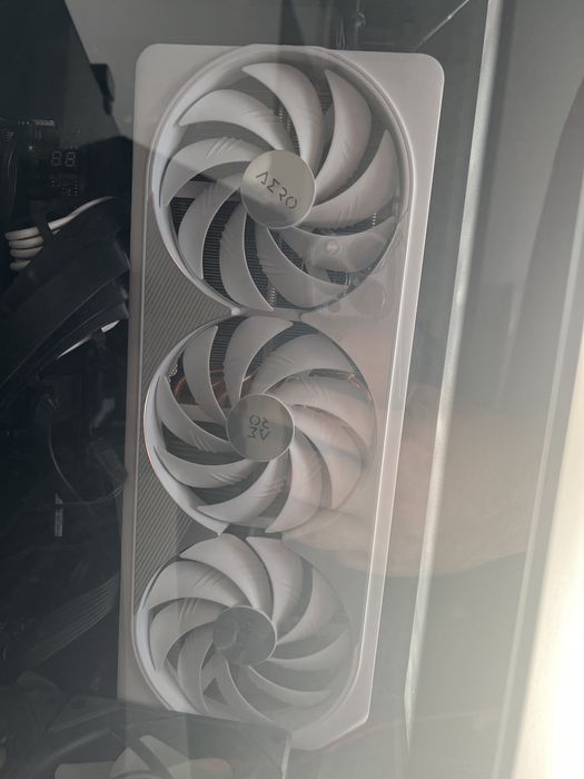 Placa Video RTX 4080 Gigabyte Aero OC - Alba Garantie Emag Bucuresti ...