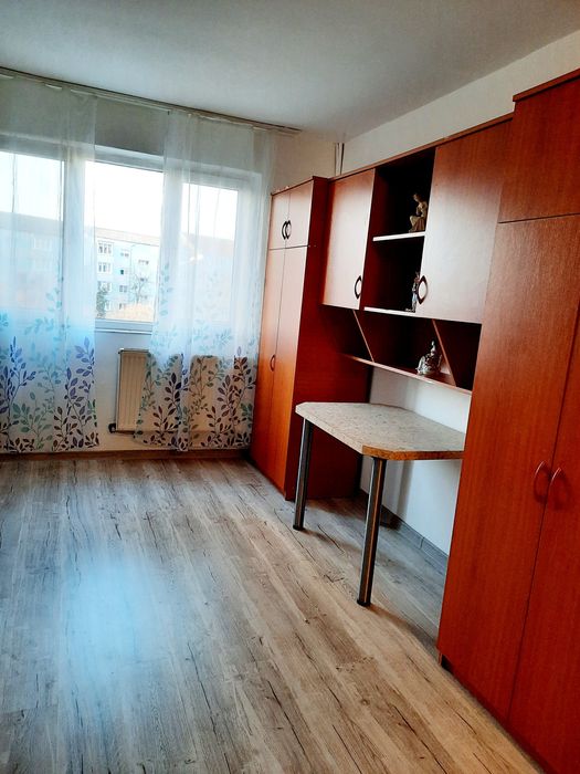 Inchiriez garsoniera Oradea • OLX.ro