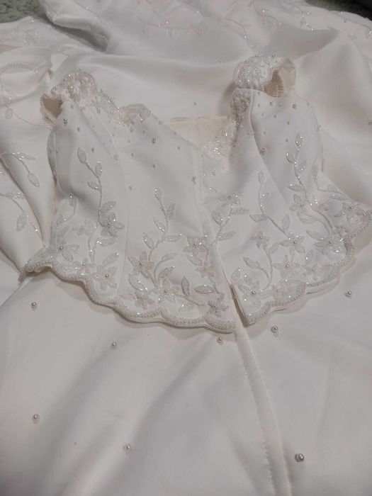 Rochie de mireasa Demetrios cu trena detasabila Bucuresti Sectorul 6 ...