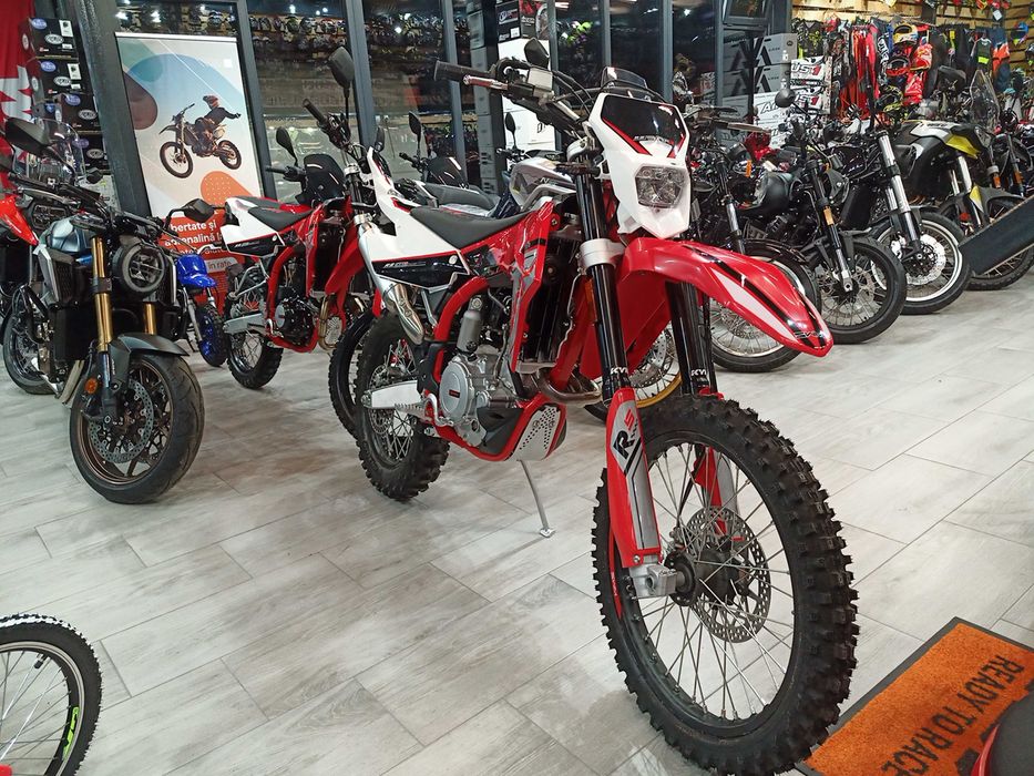 SWM RS 300R Euro5-noua-livrare prin EST BIKE Campina Brebu Manastirei ...